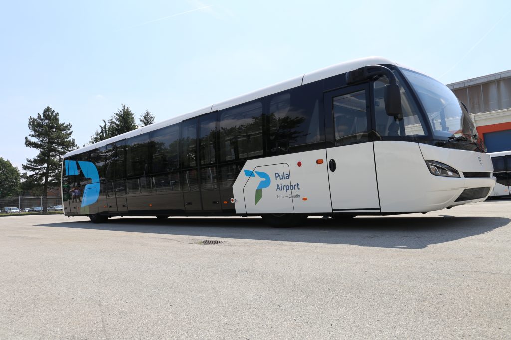 104WL buses - June Deliveries From TAM-Europe | Tam Europe